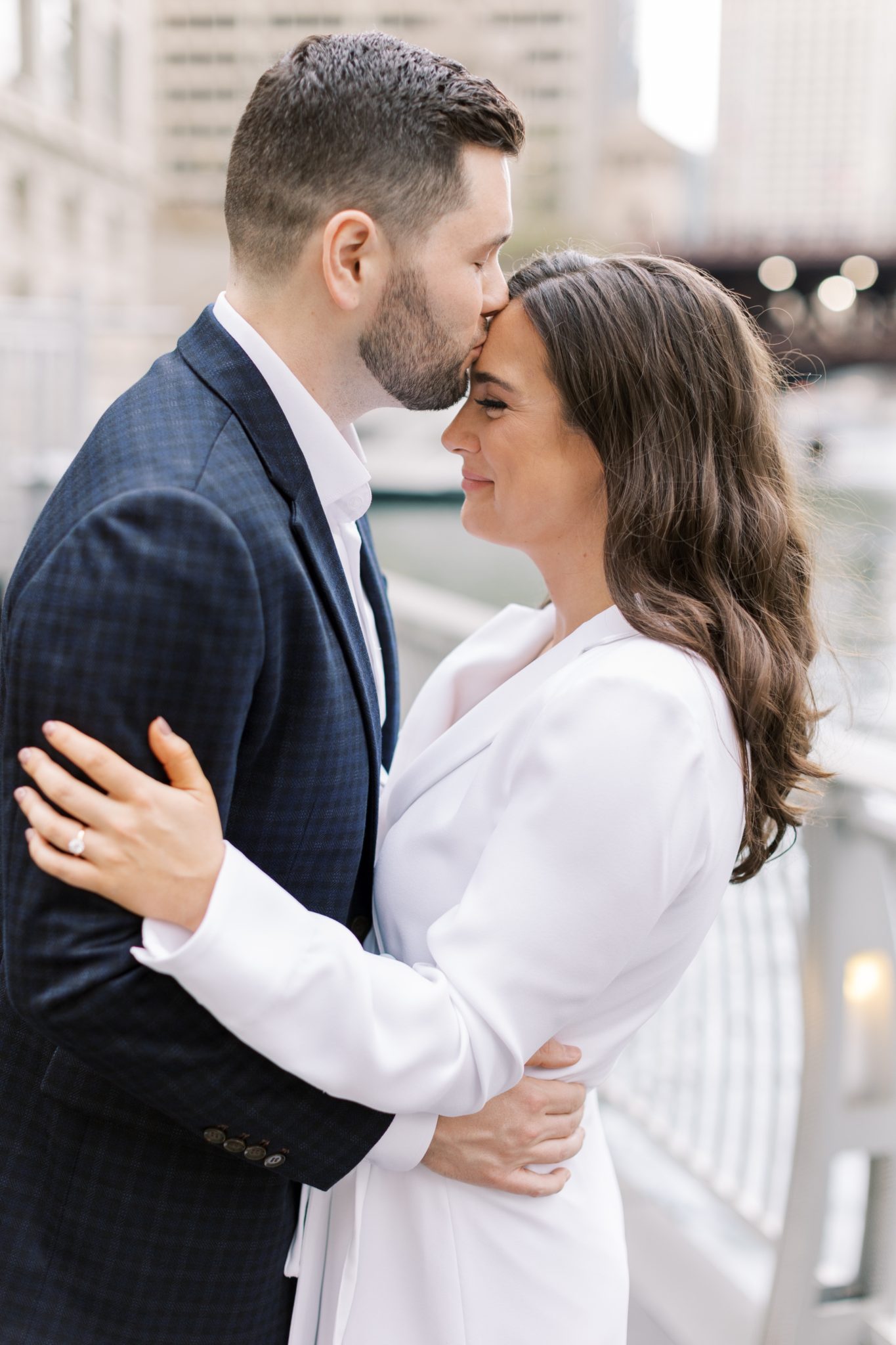 Theresa + Johnny ~ Downtown Chicago Engagement Photos » Christy Tyler ...